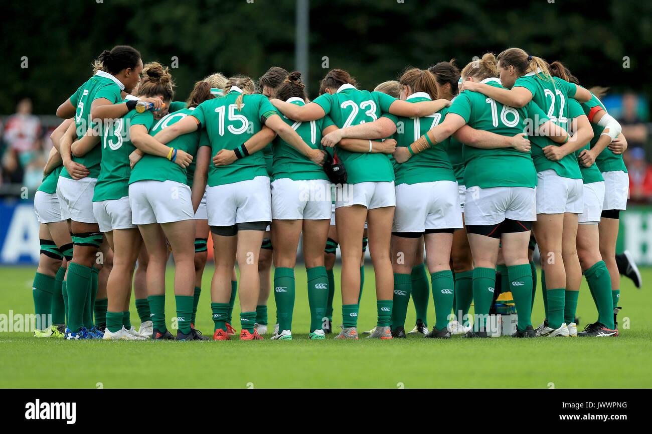 Ireland team huddle during the 2017 Women's Rugby World Cup, Pool C ...