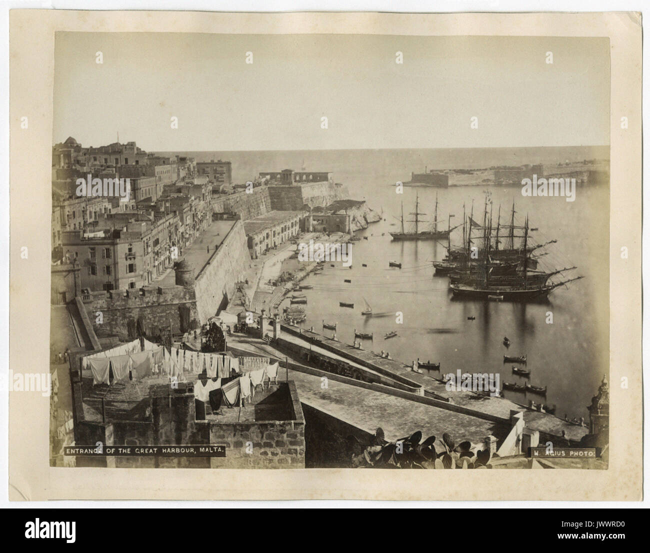 Entrance of the Great Harbour, Malta Stock Photo - Alamy