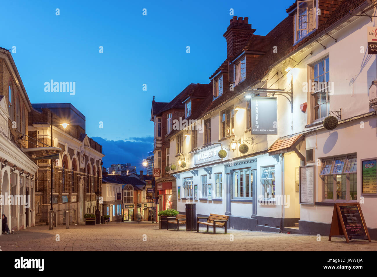 Basingstoke town centre hi-res stock photography and images - Alamy