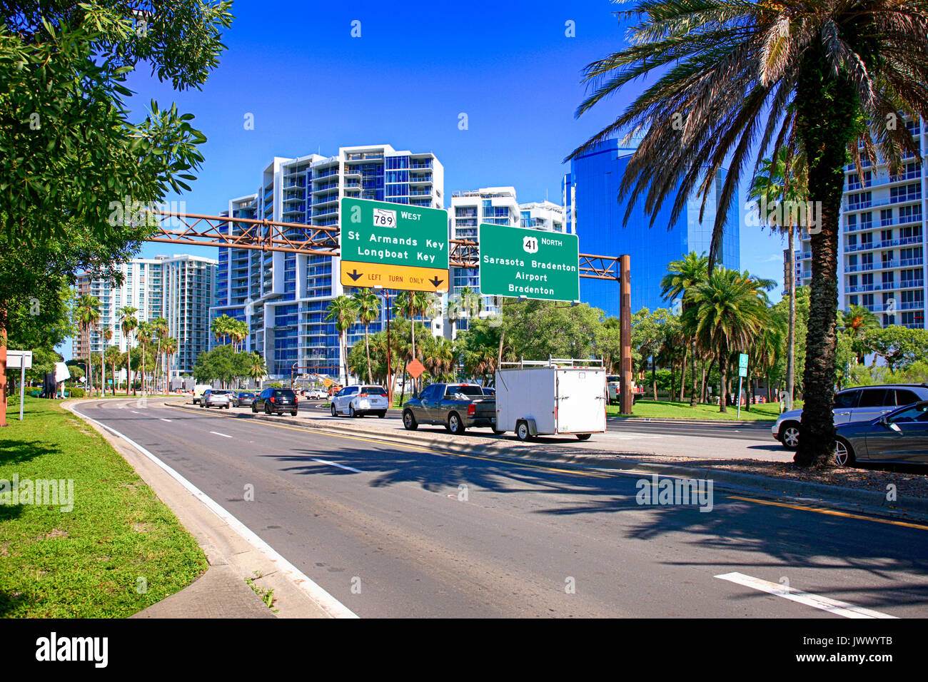 Modern bayfront buildings hi-res stock photography and images - Alamy