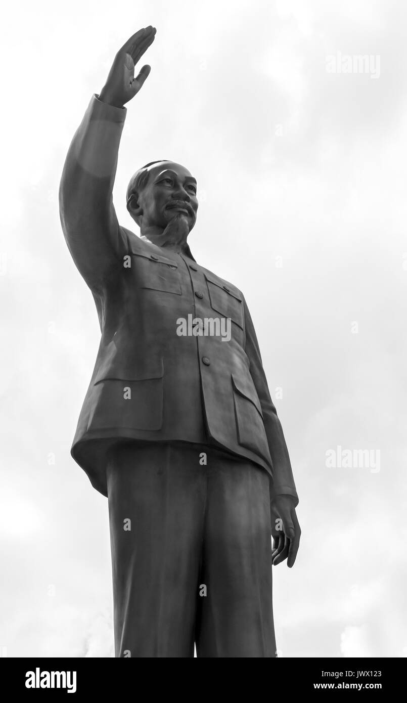 Vietnamese sculpture hi-res stock photography and images - Alamy