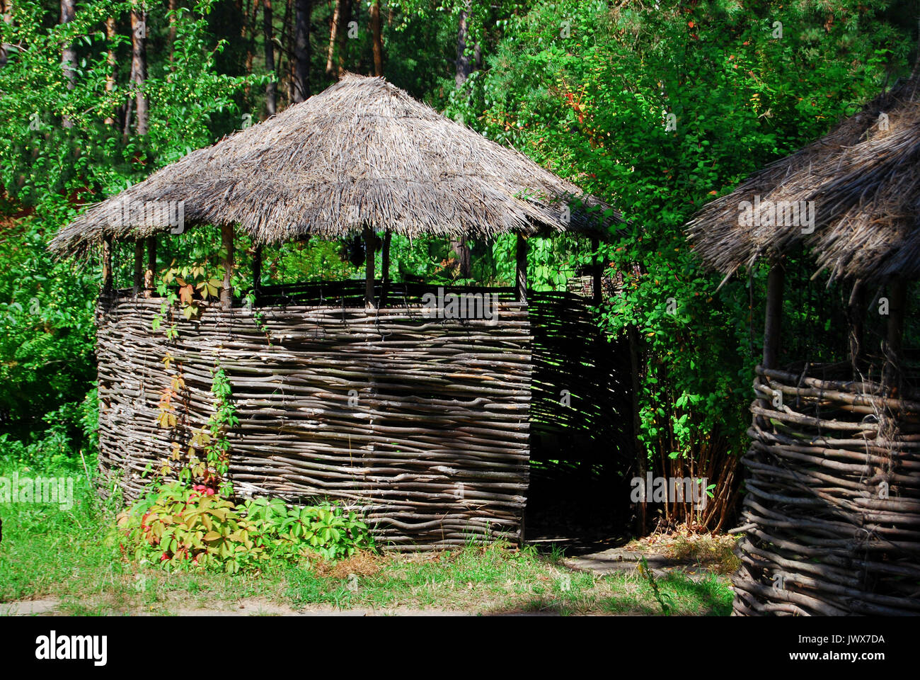 Woven roof hi-res stock photography and images - Alamy