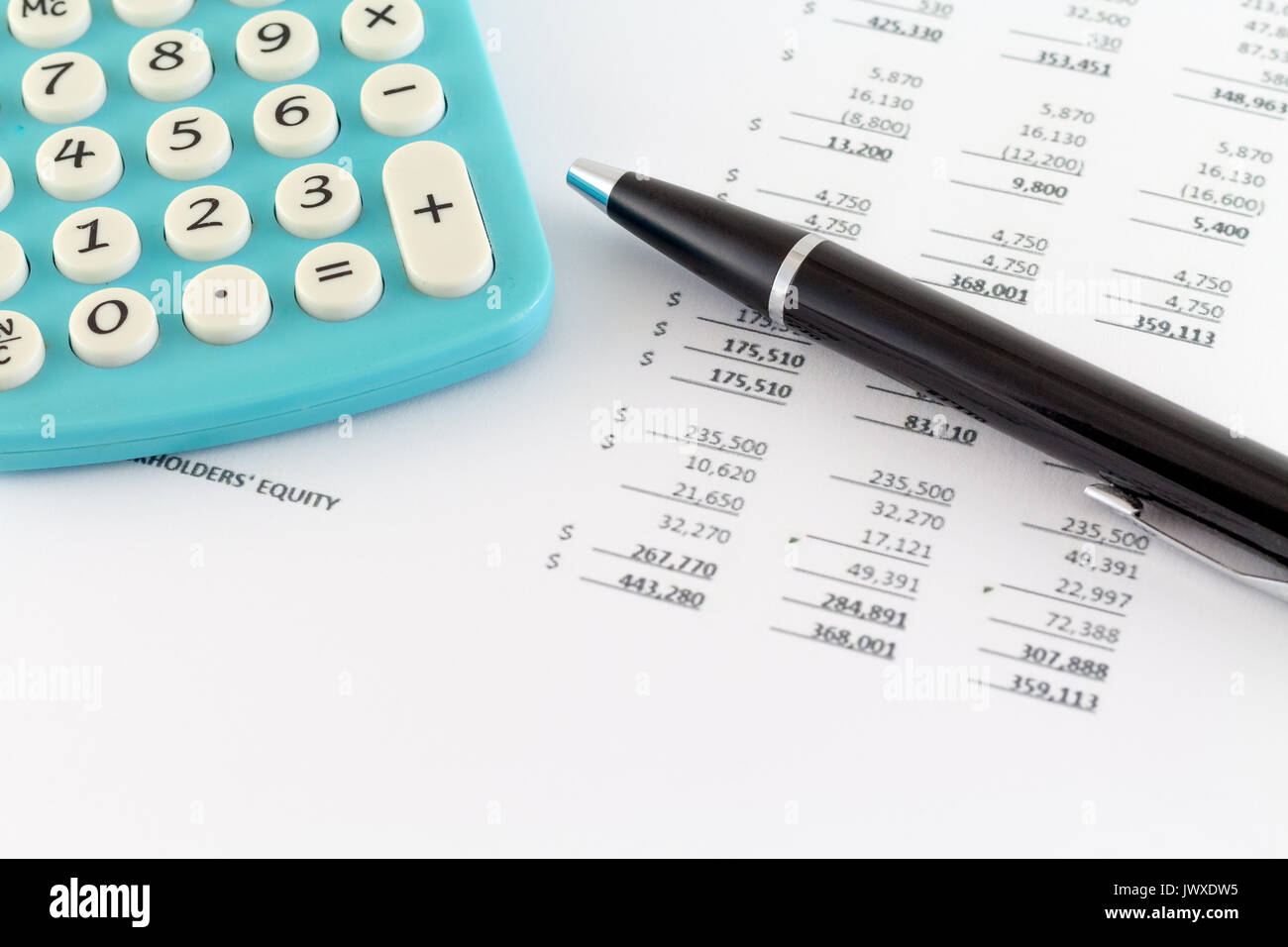 Balance sheet accounting hi-res stock photography and images - Alamy