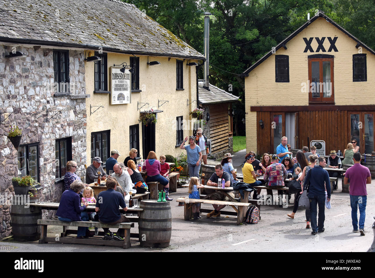 A busy country pub The Bridges formerly The Horseshoe Inn at ...