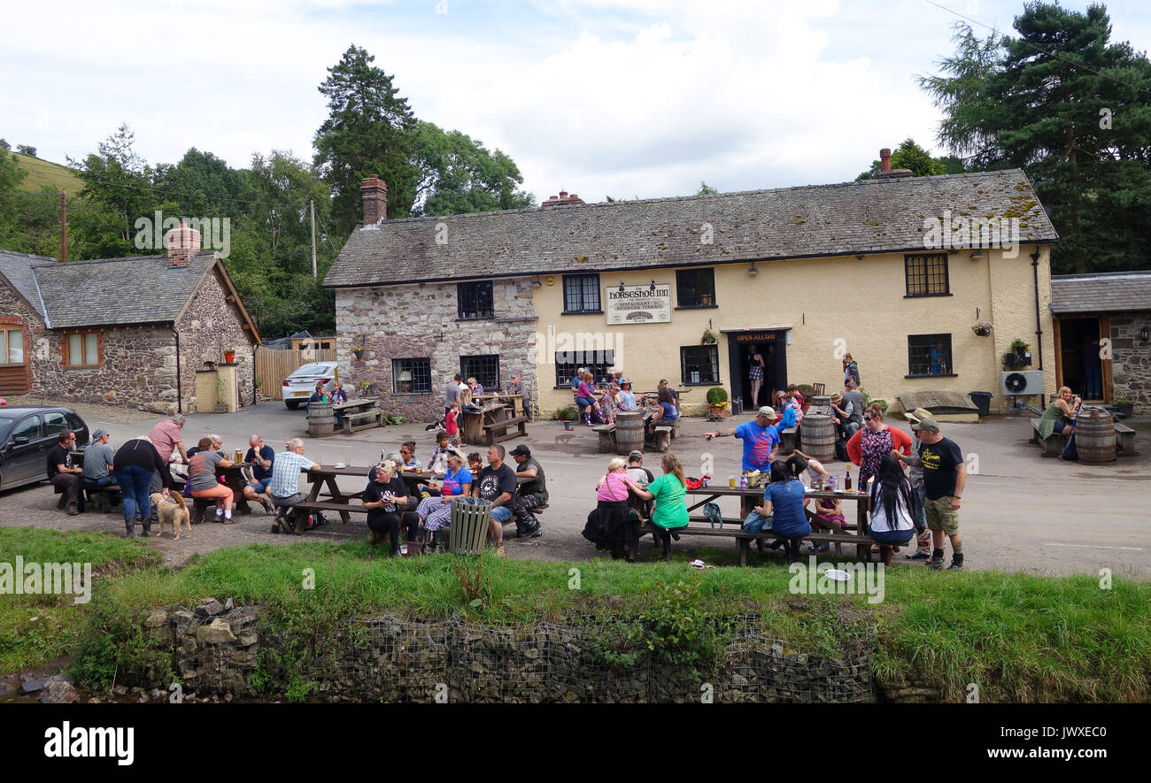 A busy country pub The Bridges formerly The Horseshoe Inn at ...