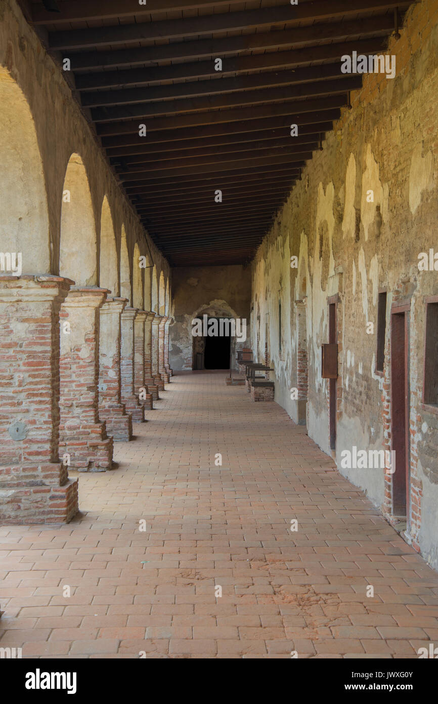 Old walkways hi-res stock photography and images - Alamy