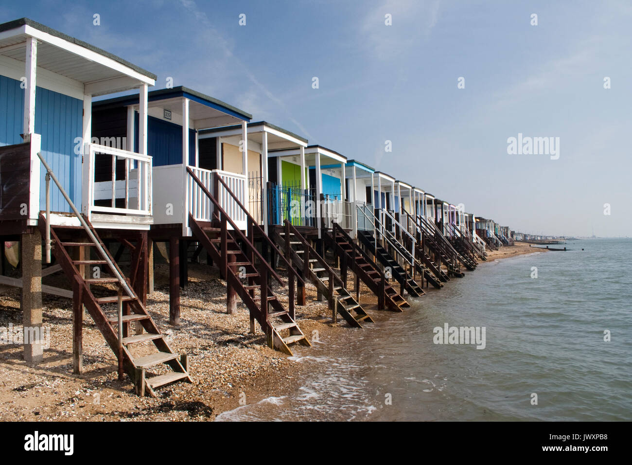 Southend on sea beach hi-res stock photography and images - Alamy