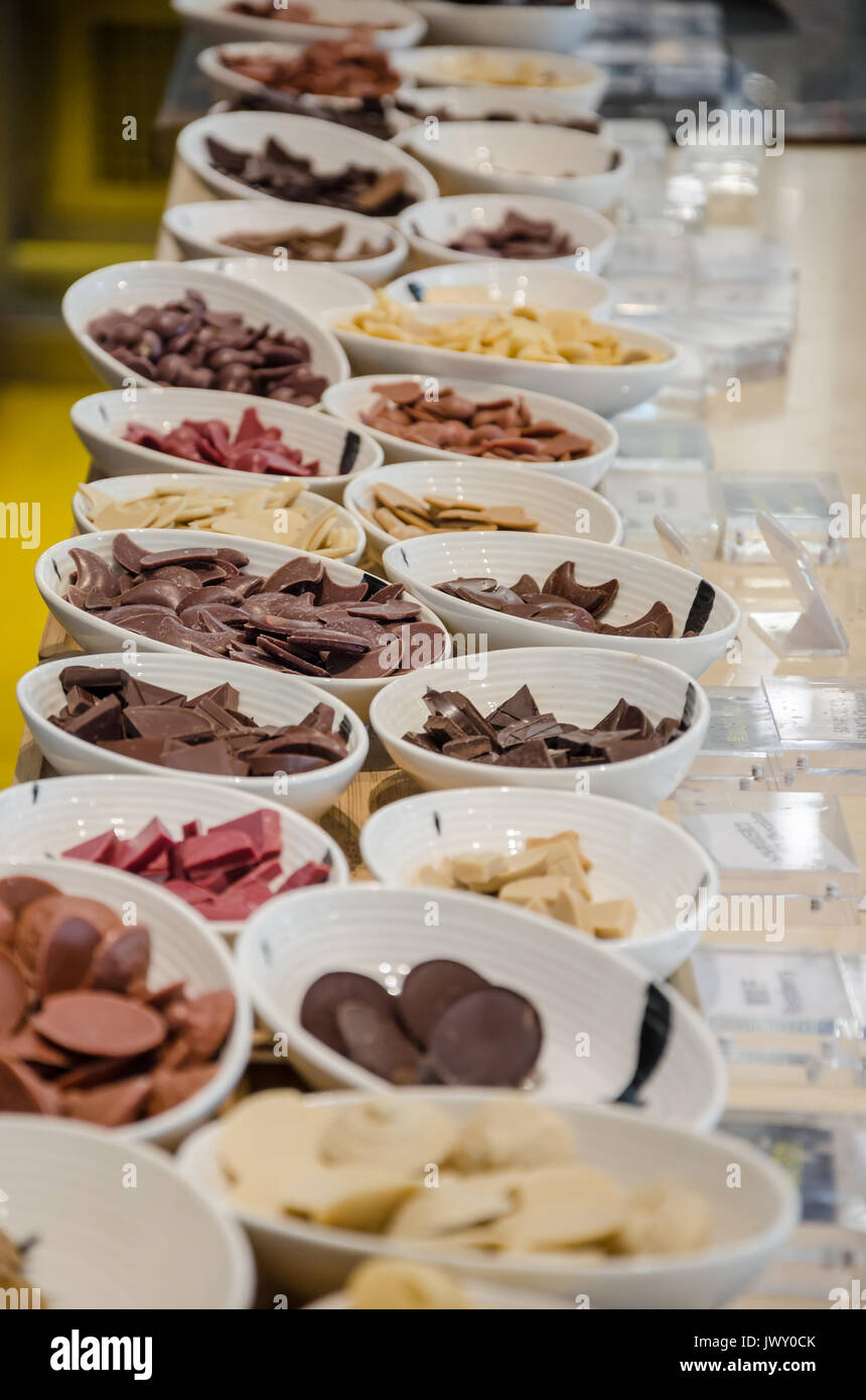 Free food samples hi-res stock photography and images - Alamy