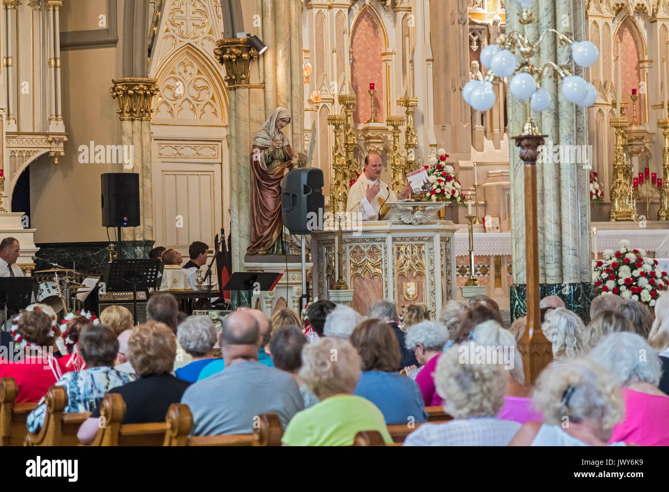American polish festival michigan hi-res stock photography and images ...