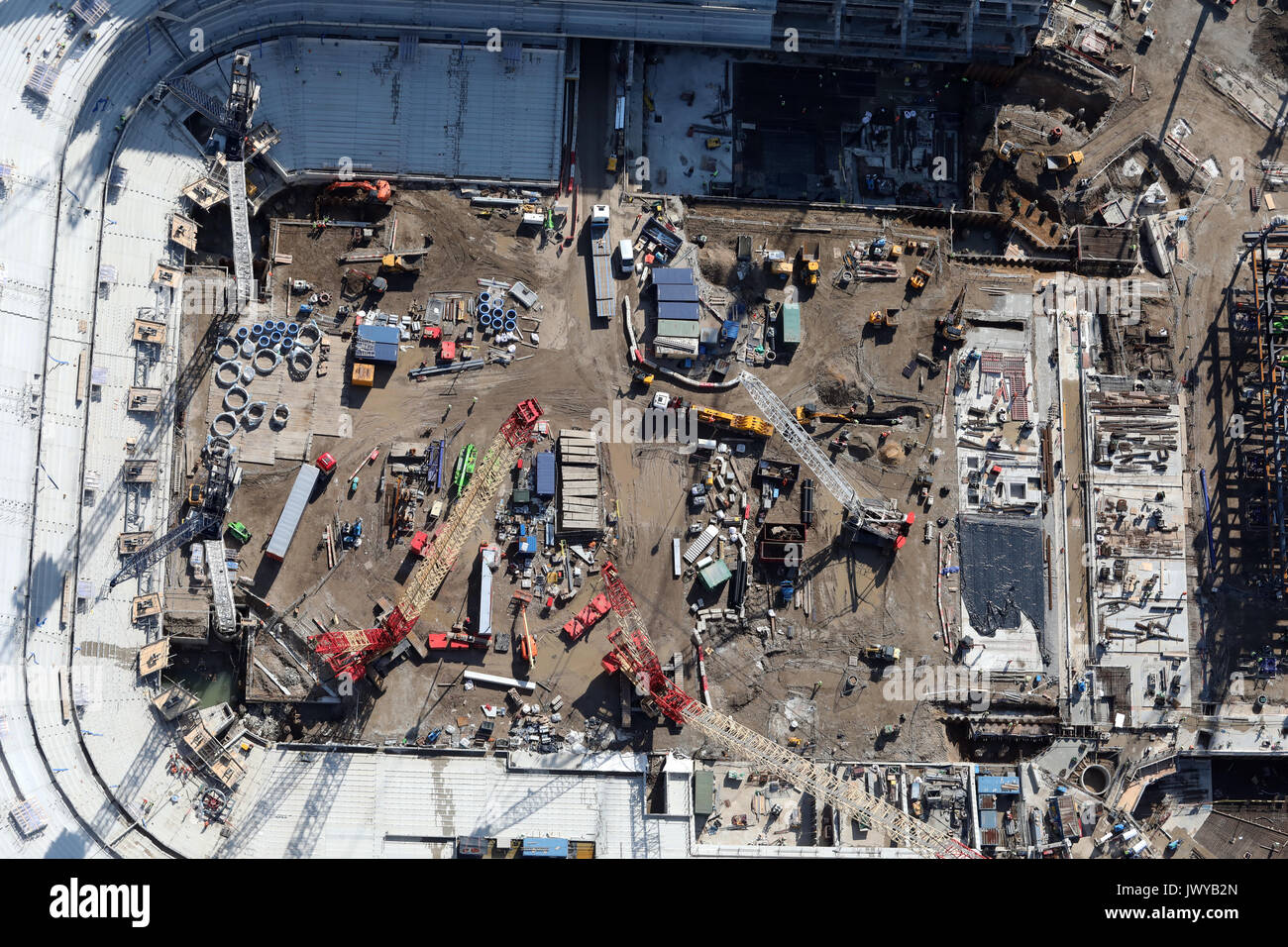 Tottenham hotspur stadium aerial hi-res stock photography and images ...