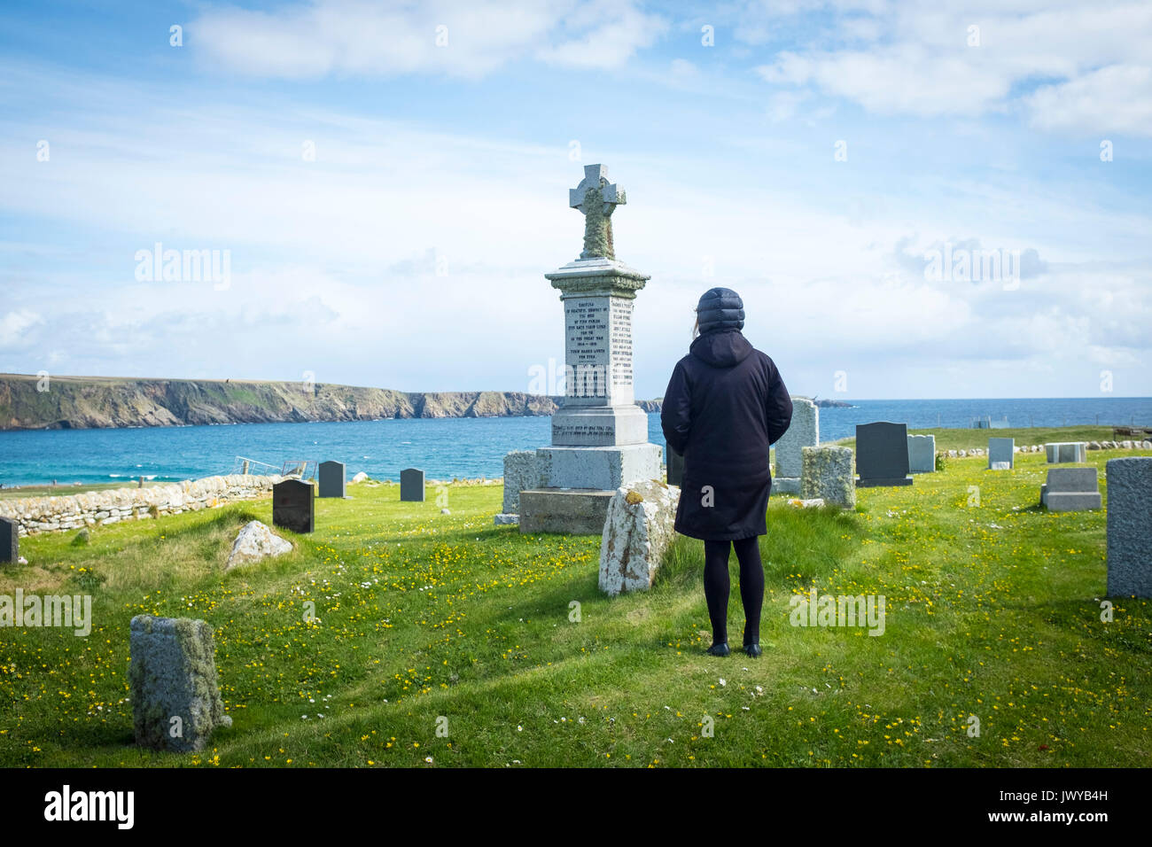 shetland island graveyard Stock Photo - Alamy