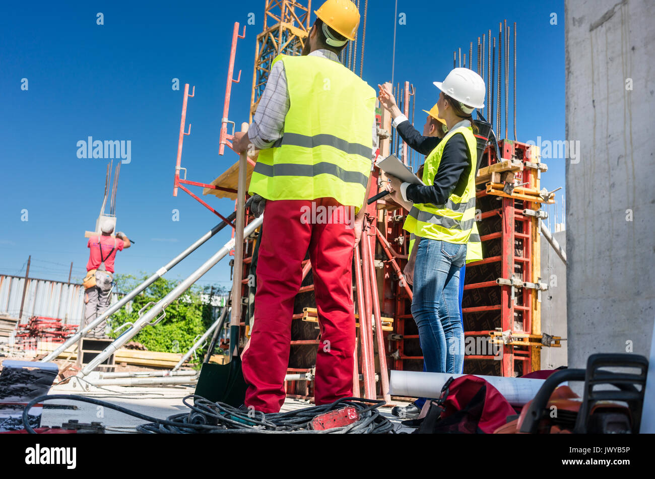 Construction manager team hi-res stock photography and images - Alamy