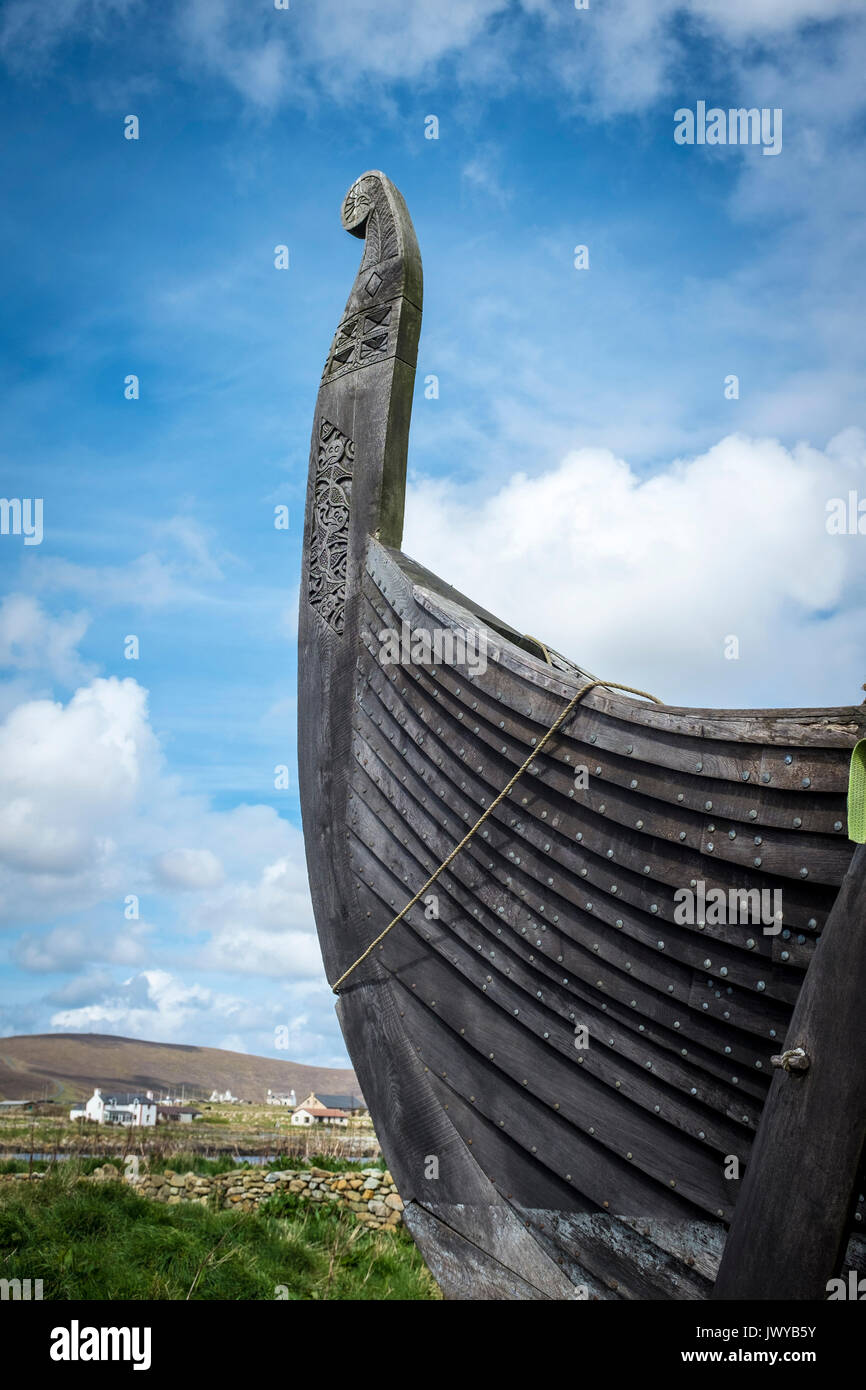 Viking longship prow hi-res stock photography and images - Alamy