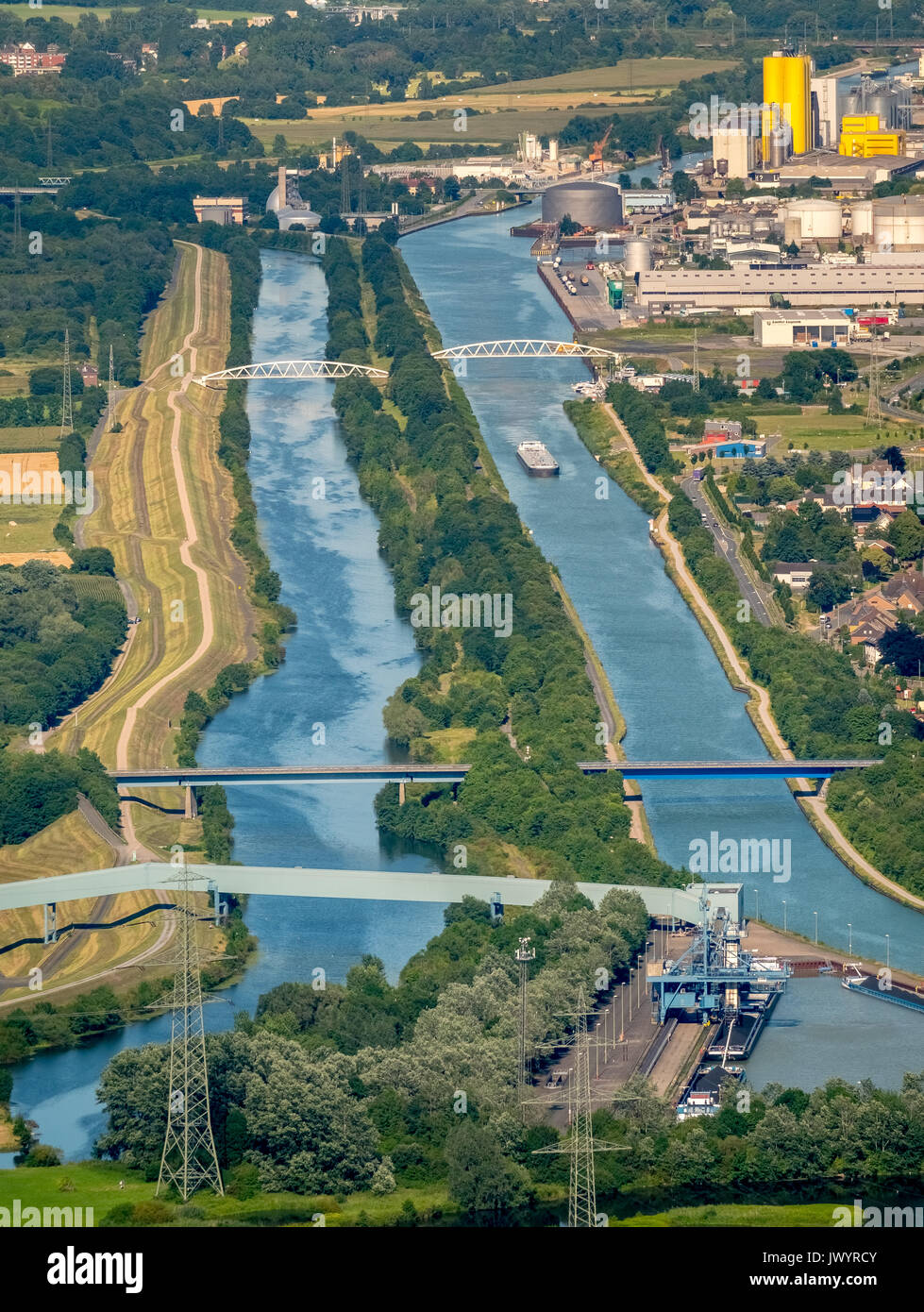 Bridges lippe parks hi-res stock photography and images - Alamy