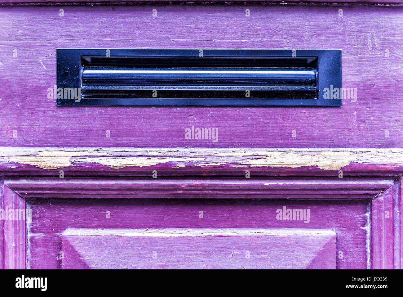 Mail slot in door hi-res stock photography and images - Alamy