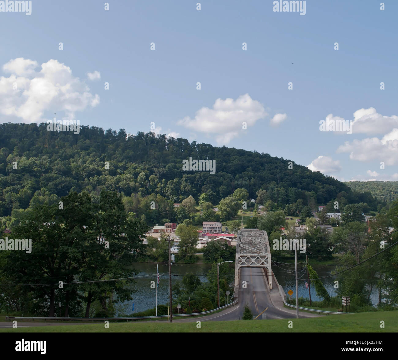 Pennsylvania small town transportation hi-res stock photography and ...