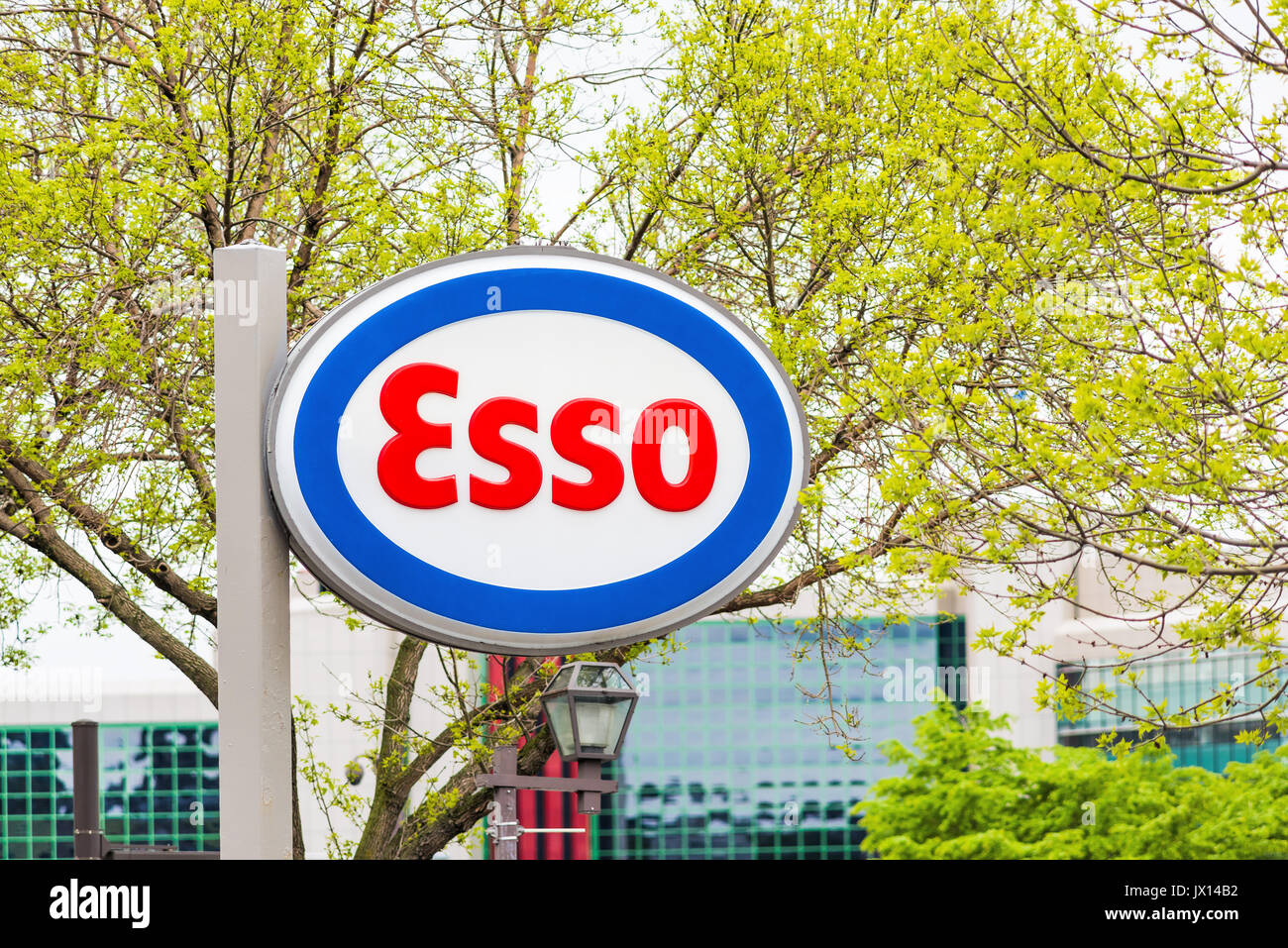 Esso Oil Company High Resolution Stock Photography and Images - Alamy