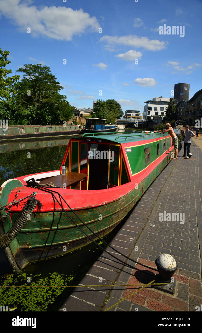 UK, London, North Kensington, Ladbroke Grove, Regents Canal Stock Photo ...