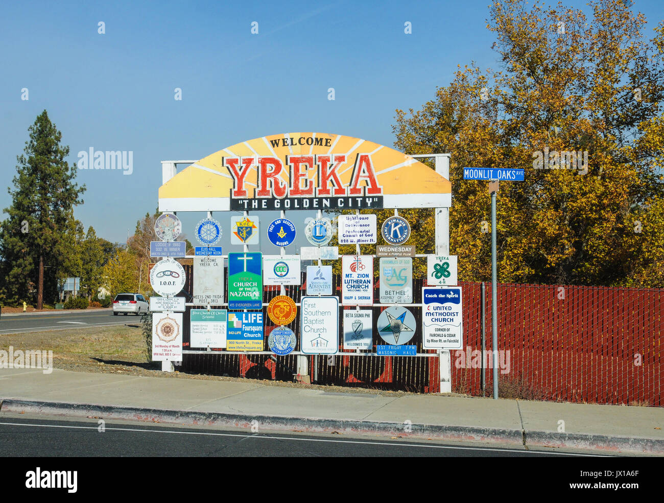 Welcome to yreka sign hi-res stock photography and images - Alamy