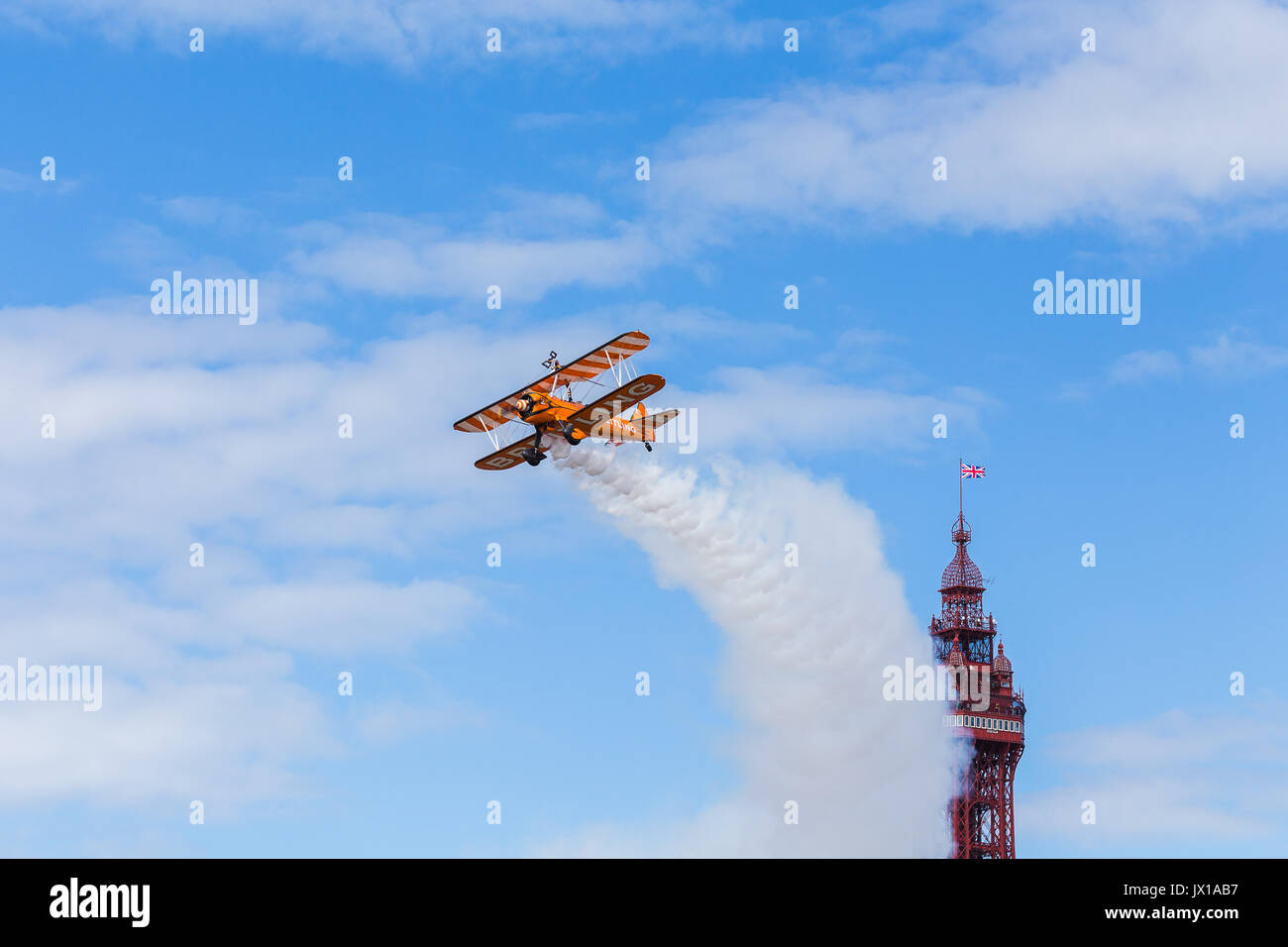Union jack smoke flag hi-res stock photography and images - Alamy