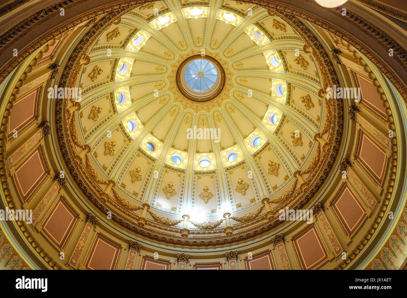 Inside sacramento state capitol building hi-res stock photography and ...