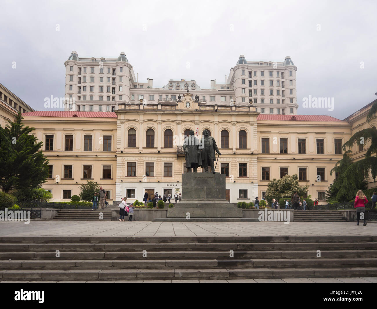 Monumental buildings hi-res stock photography and images - Alamy
