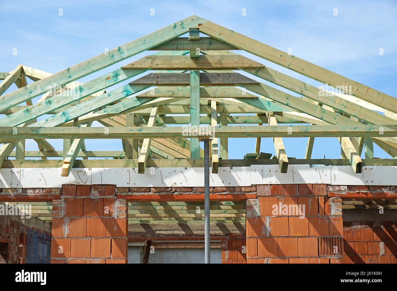 Roof of a new building Stock Photo - Alamy