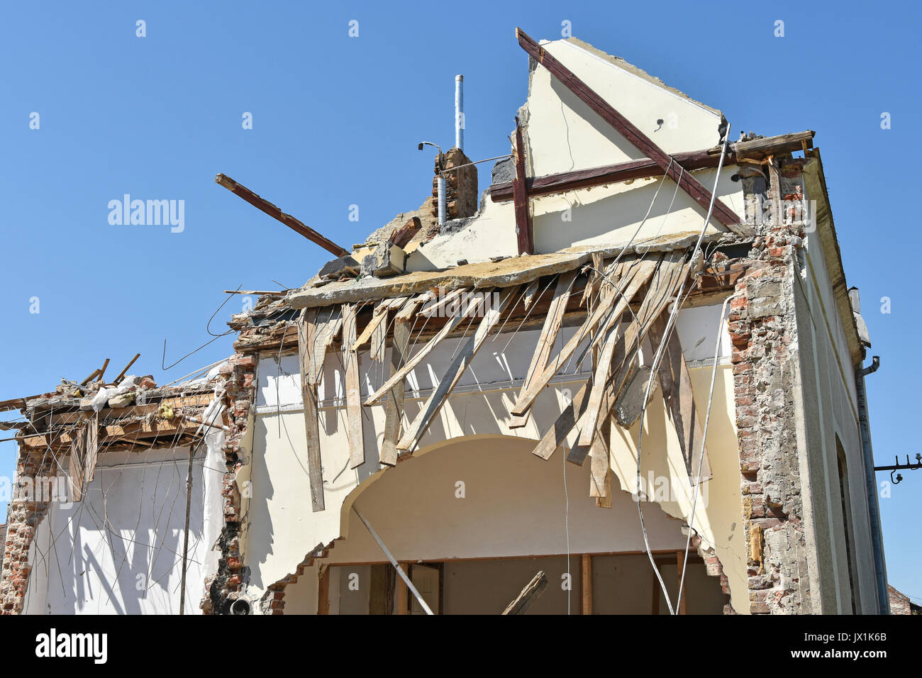 Demolition of an old building Stock Photo - Alamy