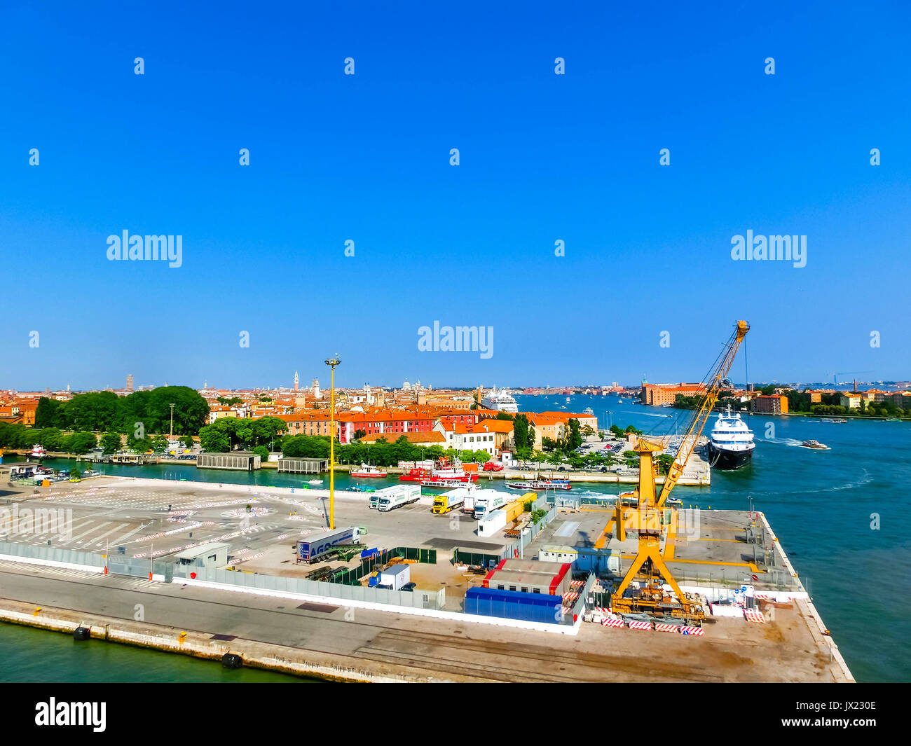 Venice passenger cruise ship terminal hi-res stock photography and ...