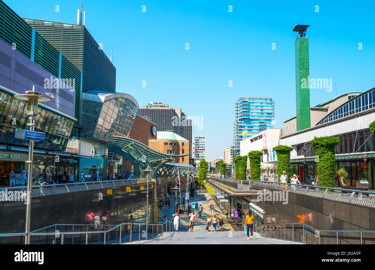 Rotterdam Shopping Street High Resolution Stock Photography and Images ...