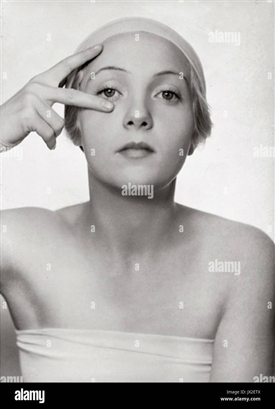 'Ohne Titel' by Yva is an untitled work from 1937, reflecting abstract ...