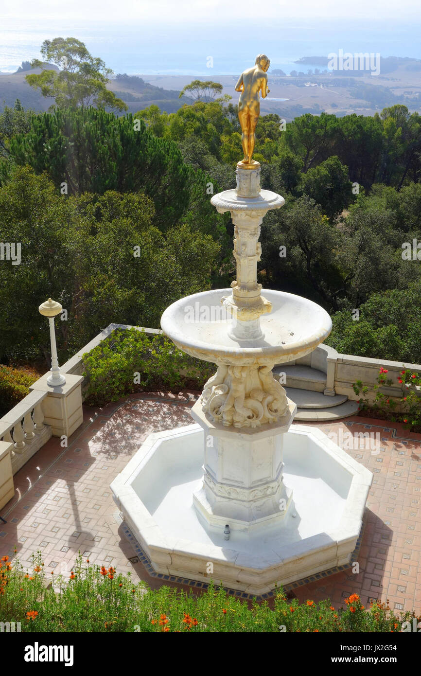 Hearst castle california gardens hi-res stock photography and images ...