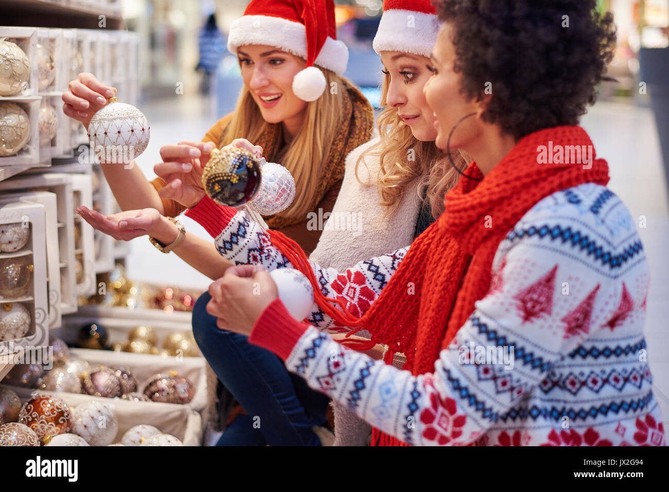 Open over christmas hi-res stock photography and images - Alamy