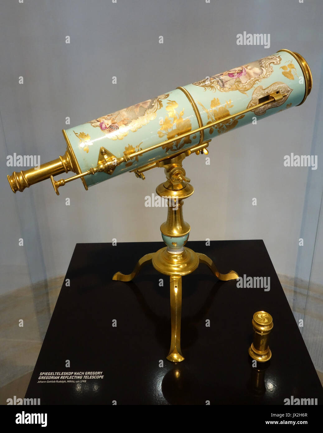 Reflecting telescope hi-res stock photography and images - Alamy