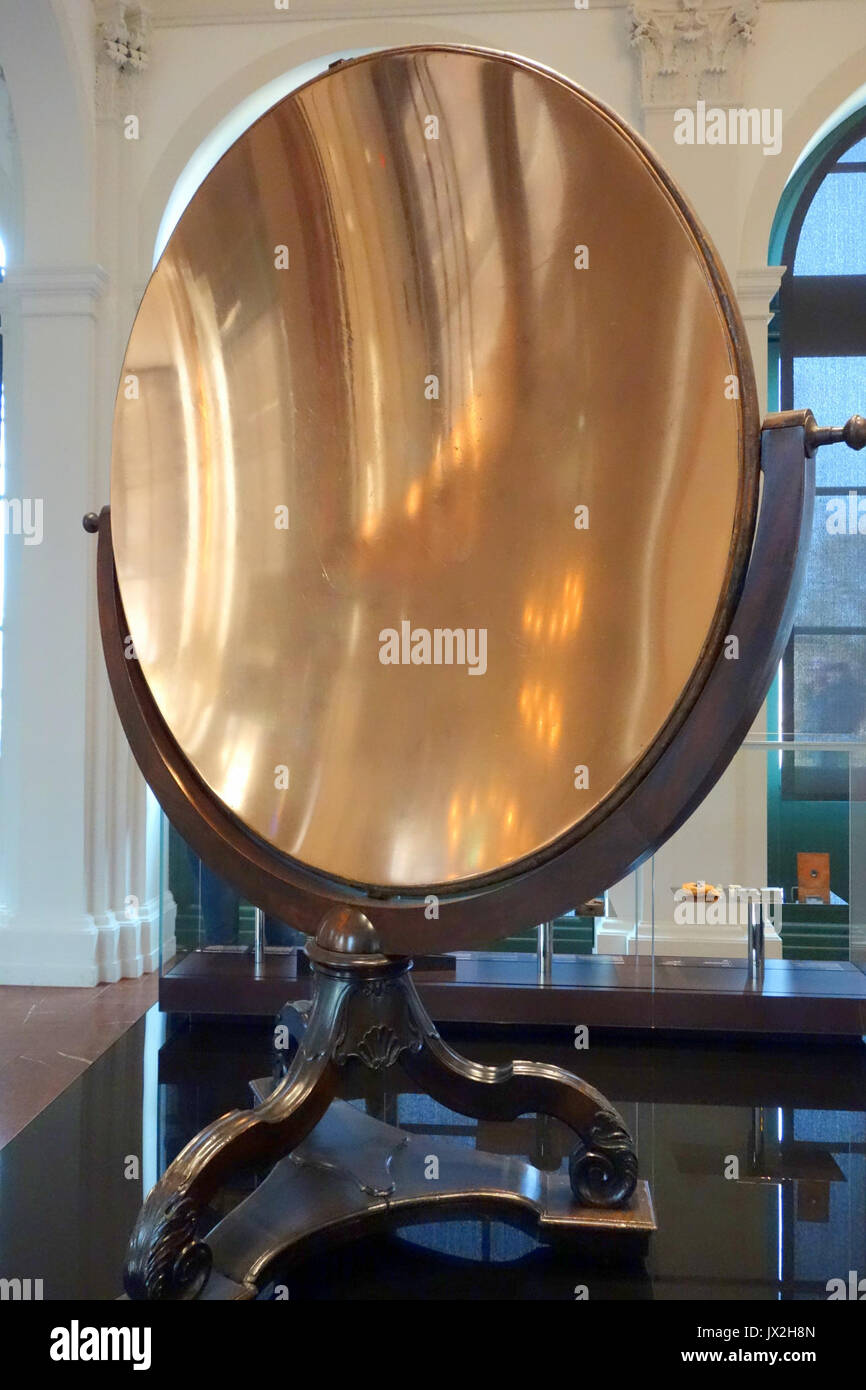 Spherical burning mirror, Ehrenfried Walther von Tschirnhaus ...