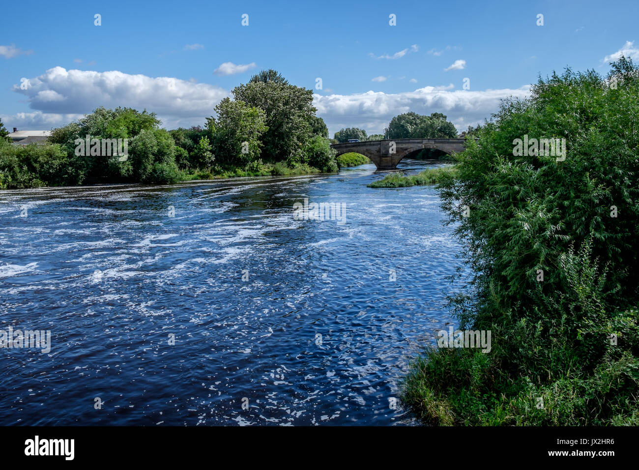 River running through Castleford town centre Stock Photo - Alamy