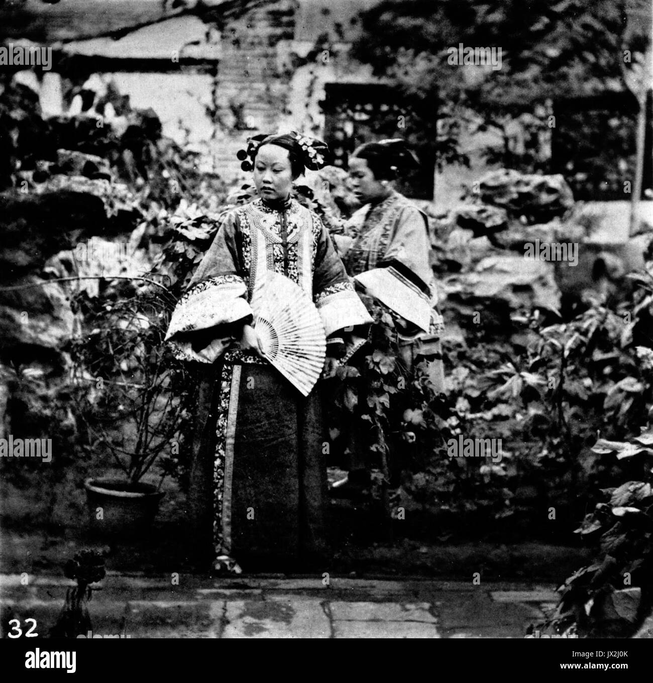 Vintage photo of manchu lady hi-res stock photography and images - Alamy