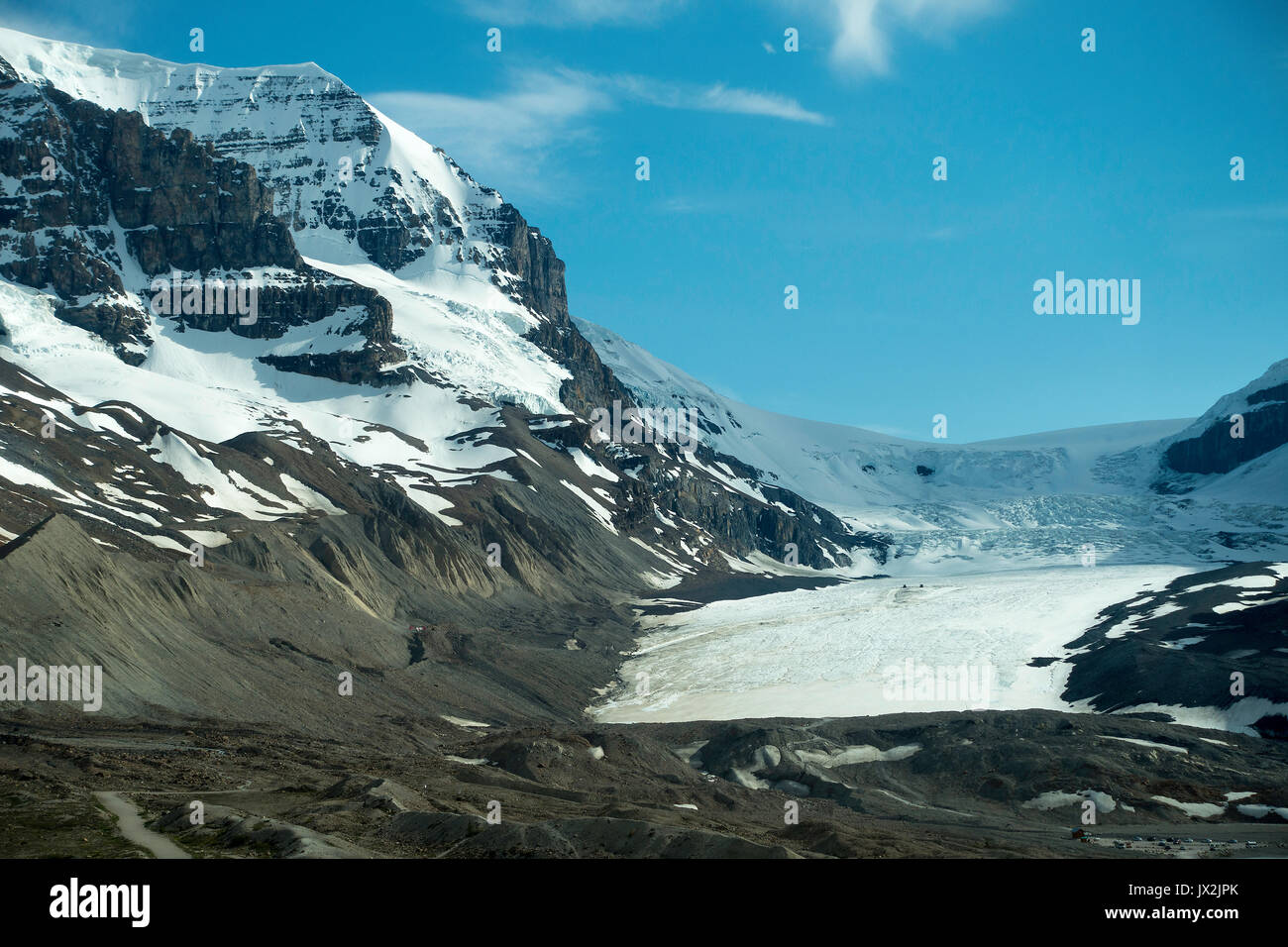 Columbia icefield hi-res stock photography and images - Alamy