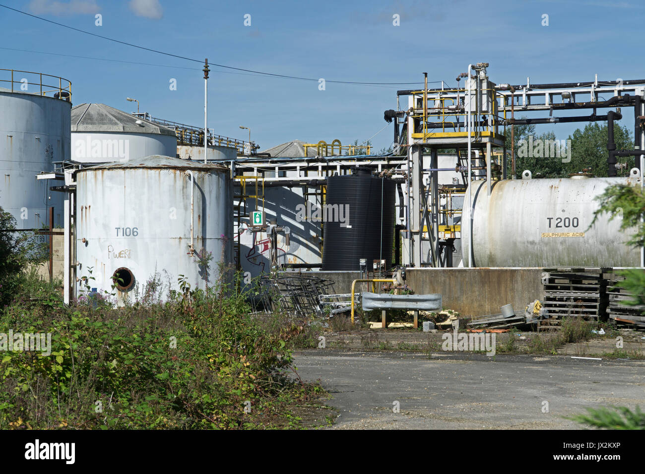 Chemical decay hi-res stock photography and images - Alamy