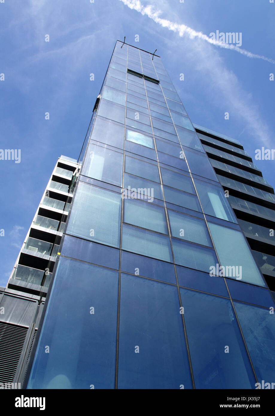 Southampton tower blocks hi-res stock photography and images - Alamy