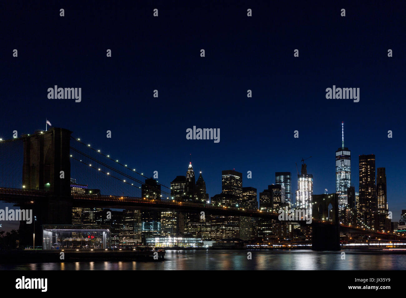Brooklyn bridge park at night hi-res stock photography and images - Alamy