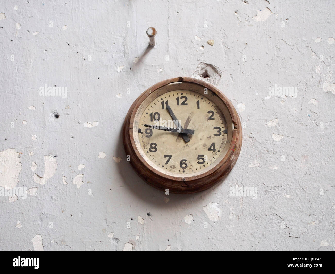 Old wall clock Stock Photo - Alamy