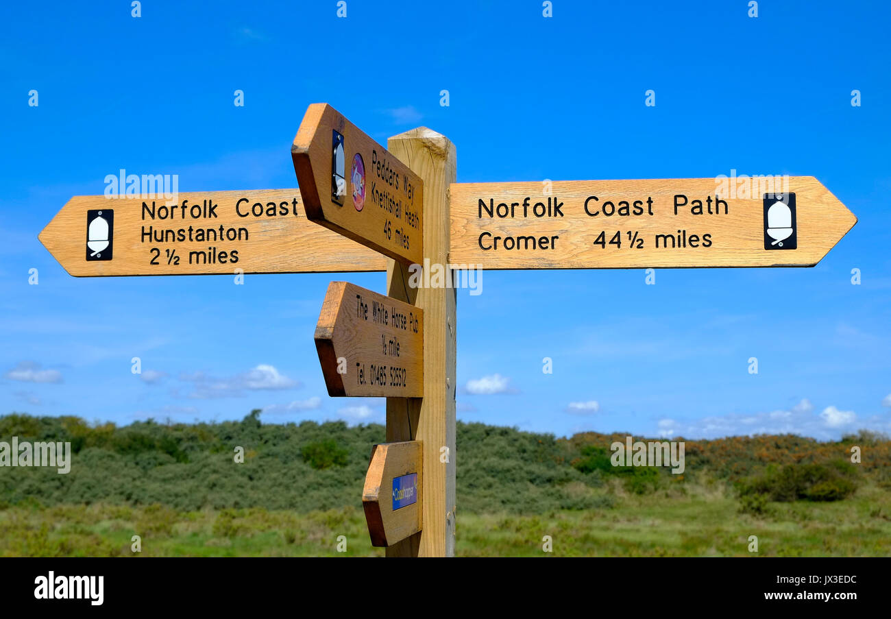 Directional signage hi-res stock photography and images - Alamy