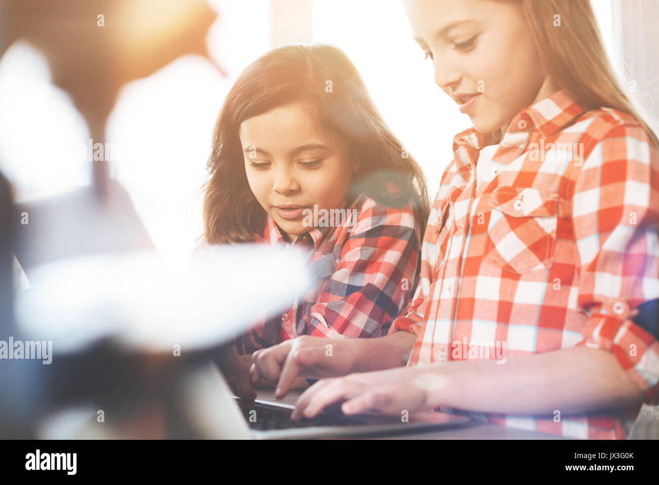 Classmates helping hi-res stock photography and images - Alamy