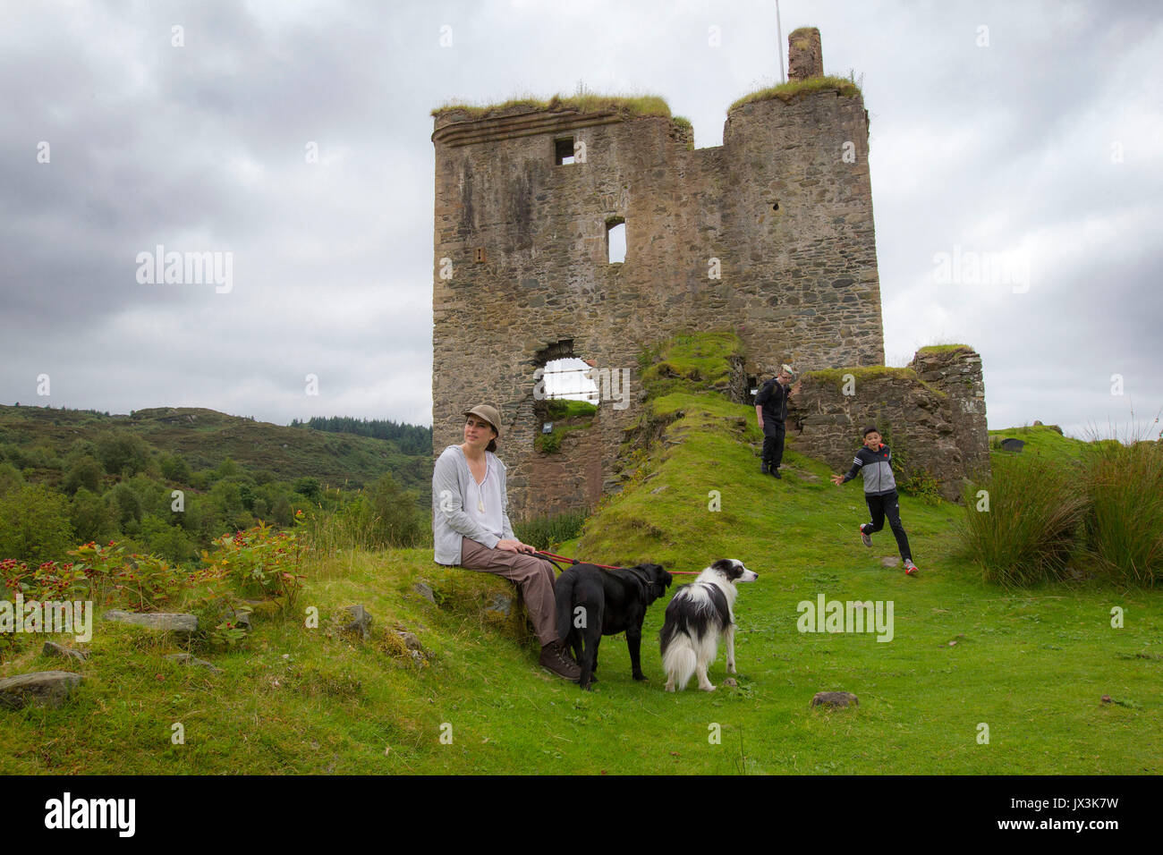 Tarbert Castle Argyle, Scotland Stock Photo - Alamy
