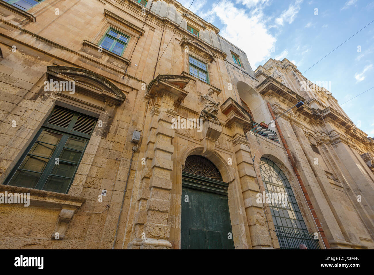Classic malta architecture hi-res stock photography and images - Alamy