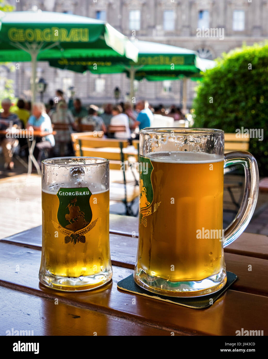 German beer garden hi-res stock photography and images - Alamy