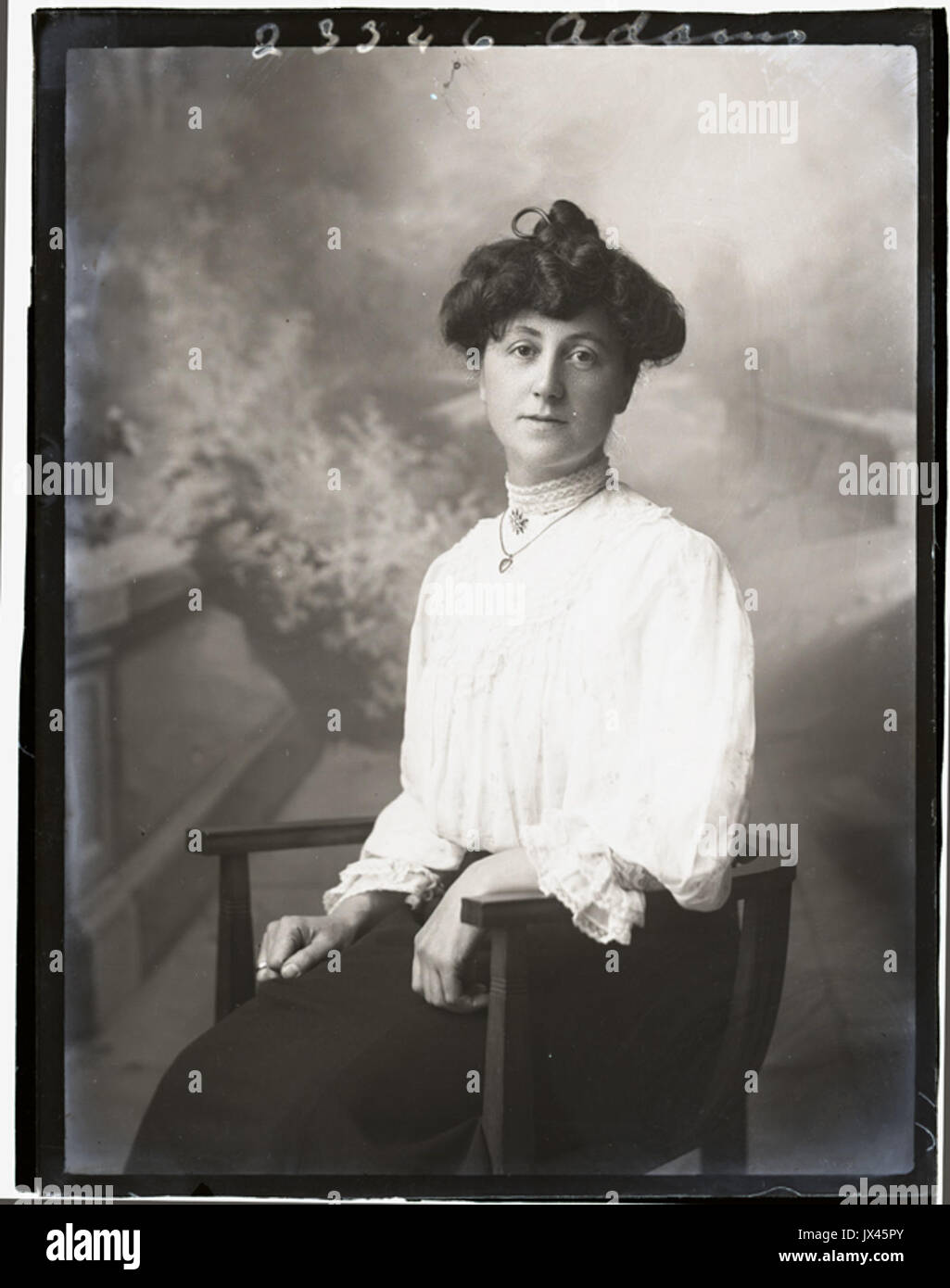 Mrs Adams, 10 Nov (1906) (15961870823 Stock Photo - Alamy