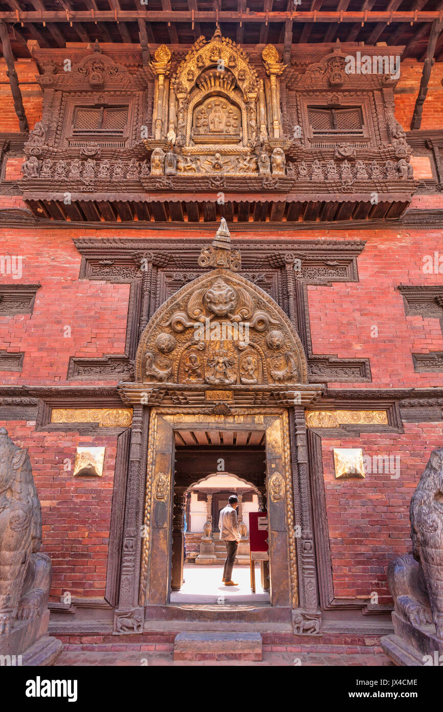 Golden gate patan nepal hi-res stock photography and images - Alamy