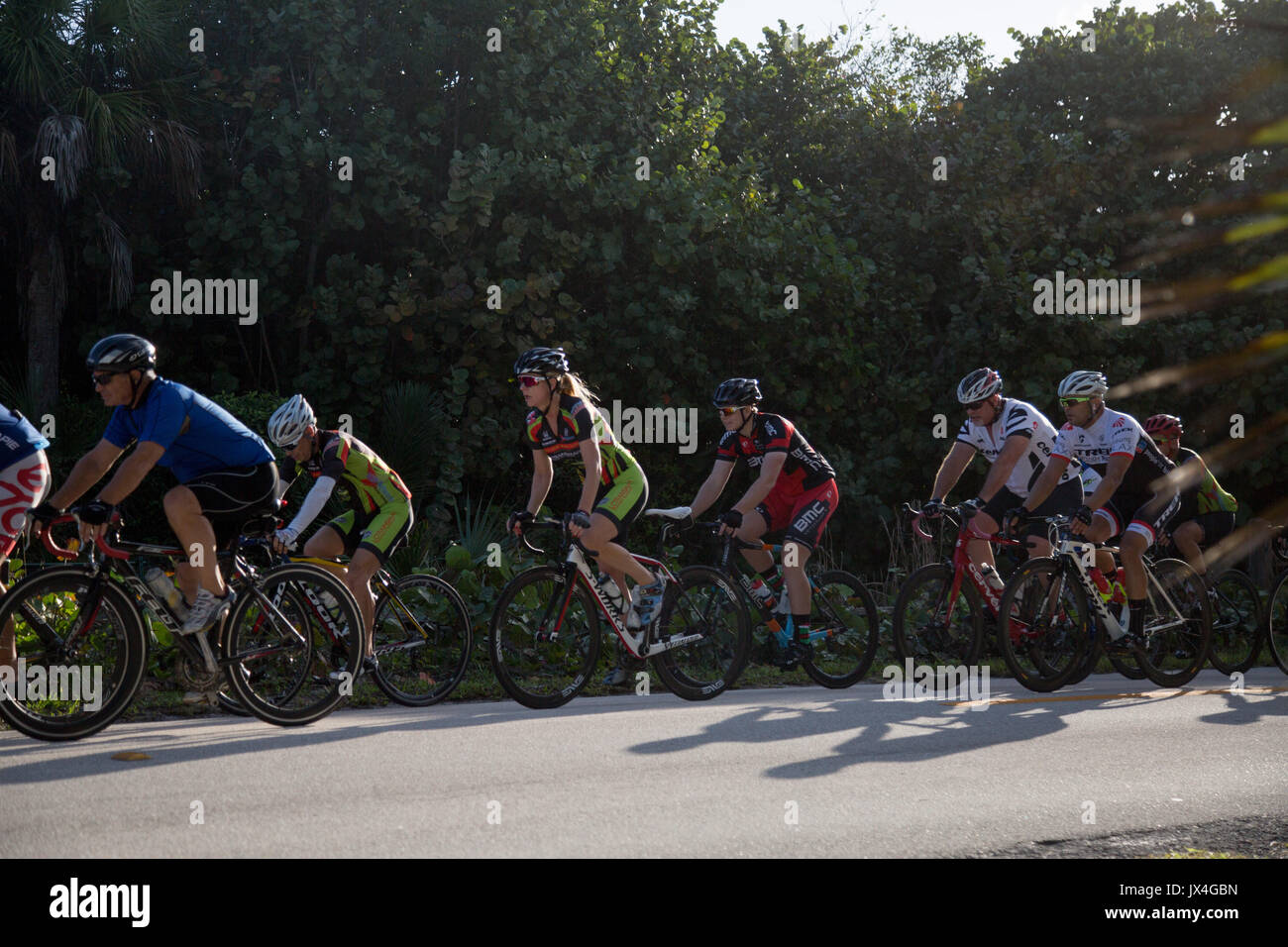 Cyclist drafting hi-res stock photography and images - Alamy